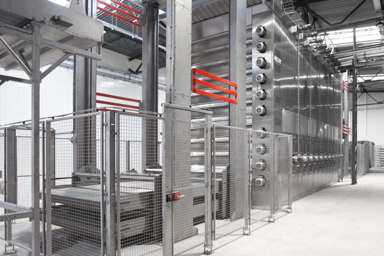 HEUFT Industry takes traditional baking to an industrial level ...